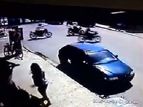 G1 Homem é morto e outro fica ferido após tiroteio na Zona Sul de