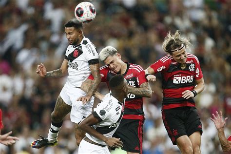 Brasileirão Flamengo e Vasco fazem clássico em busca de um final feliz