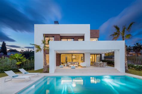 Moderne Luxe Villa S Te Koop In El Paraiso Estepona Benahavis