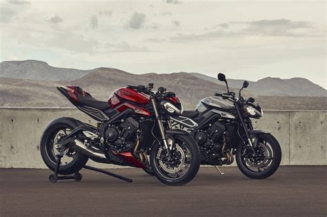 Ra mắt naked bike Triumph Street Triple 2023 nhiều thay đổi nhất từ
