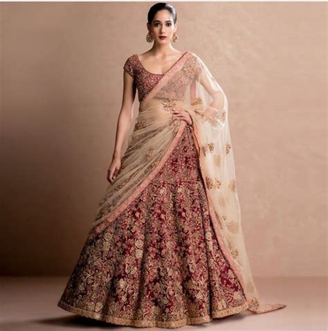 Learn 18 Different Styles Of Wearing Dupatta On Lehenga Atelier Yuwa