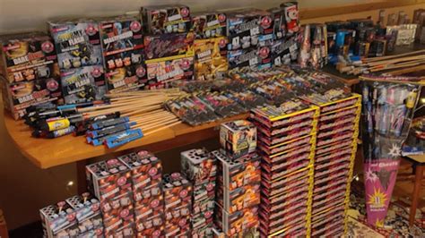 Feuerwerk GESAMTSORTIMENT für SILVESTER 2023 24 1500 F2 F3 und F4