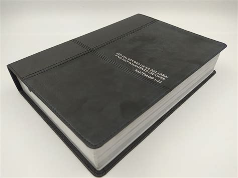 Biblia De Estudio Diario Vivir RVR60 Piel Fabricada Negra Nueva