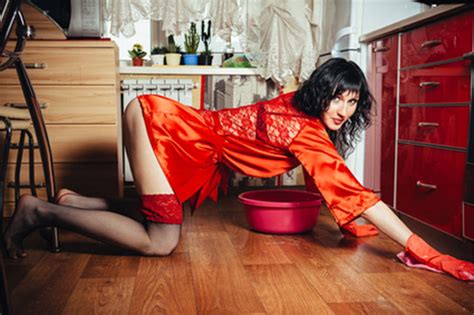 Le Fantasme De La Soubrette Sex Addicts
