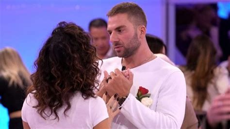 Uomini E Donne Puntata Oggi Marco Antonio E Emanuela Si Chiariranno