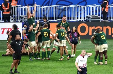Sudáfrica le ganó 12 11 a Nueva Zelanda en una apasionante final y se