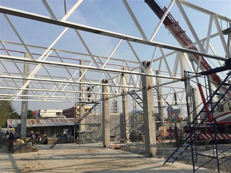 Precast Concrete Column And Pre Fabricated Steel Truss