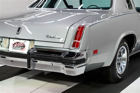 1976 Oldsmobile Cutlass Supreme Volo Museum