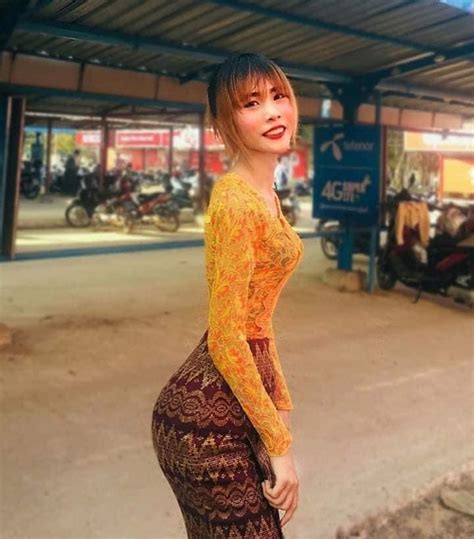 The Smallest Waist Girl In Myanmar Asean Beauty Pageant