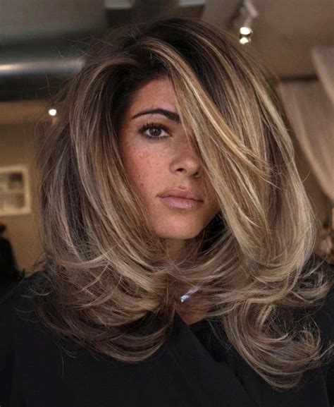 50 Best Medium Length Hairstyles For 2024 Hair Adviser Rachel Hair