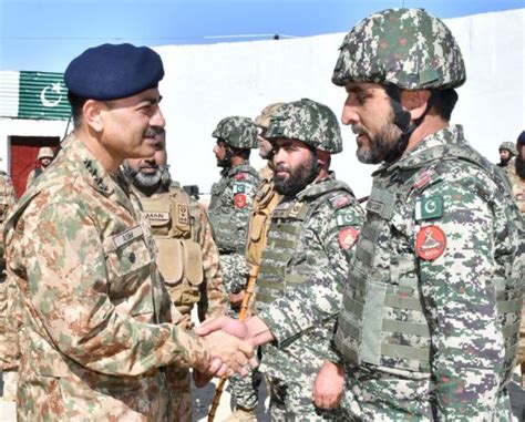 Coas General Syed Asim Munir Visits Forward Posts At Pak Afghan Border
