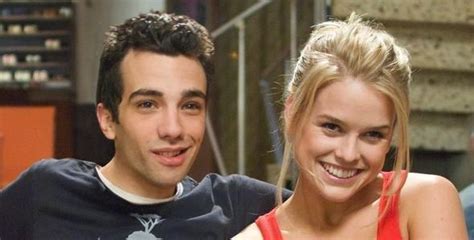 She s Out of My League Ela é Demais Pra Mim 2010 Movie Reviews by