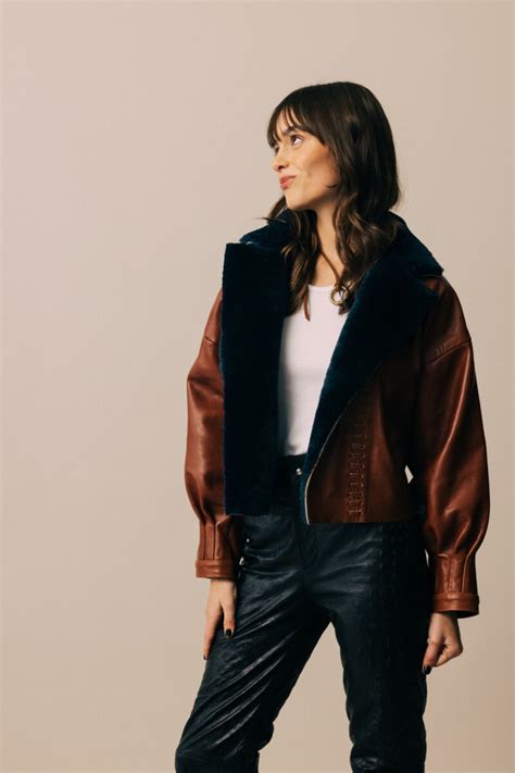 Campera Furor Caramel Corderito Azul Agnes Lenoble