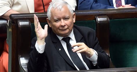 Odwiedzili sklep pod domem Jarosława Kaczyńskiego Tyle kosztuje tam masło