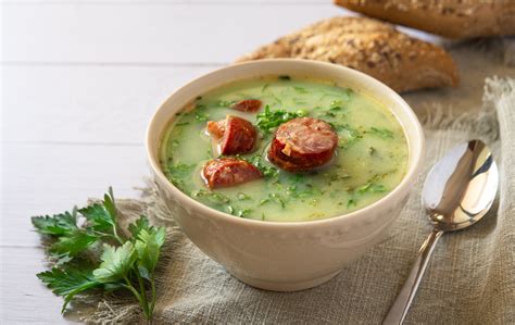 Aprenda Receitas De Caldo Verde Para Espantar O Frio