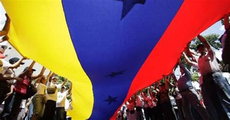 Jornalista Polibio Braga Tribunal Supremo golpeia instituições e