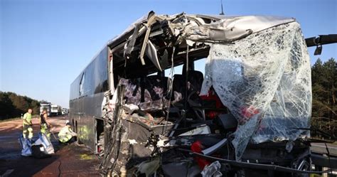 Wypadek polskiego autokaru w Niemczech Pasażerowie wracają do kraju