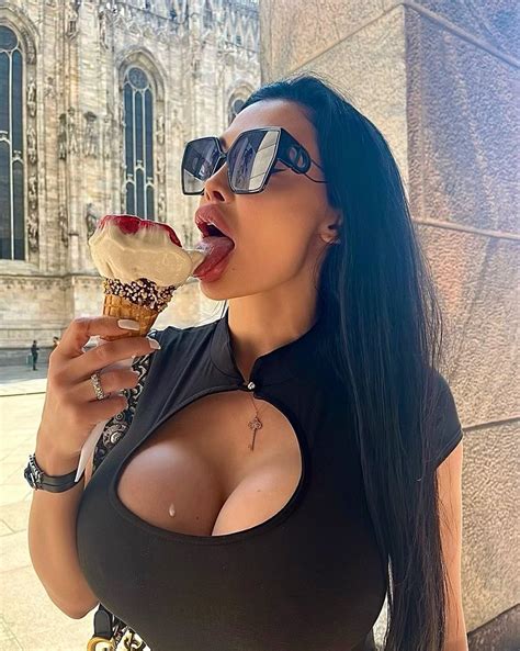 Tw Pornstars Aletta Ocean Twitter Whats Your Favorite Flavour