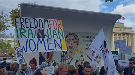 Actu Les Importants Rassemblements En Soutien Aux Femmes Iraniennes