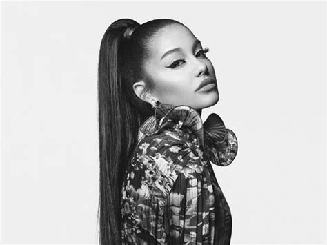 Ariana Grande Boycotts Celebrity Photographer Marcus Hyde Over Nude