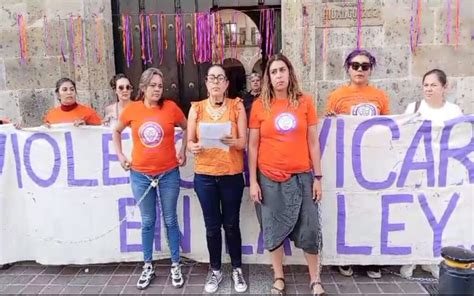 Víctimas de violencia vicaria en Jalisco cumplen tres días de huelga de