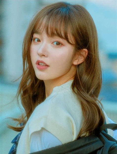Kim Nahee 김나희에 있는 이주이님의 핀 한국식 헤어 헤어스타일 중간길이 헤어스타일