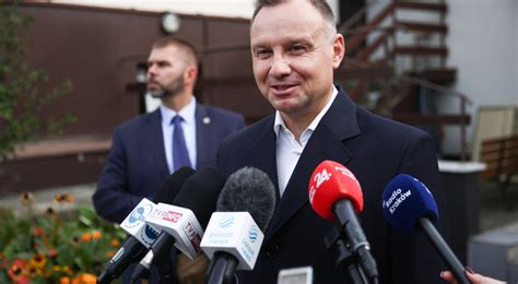 Jak Polacy oceniają prezydenta Sejm i Senat Jest najnowszy sondaż