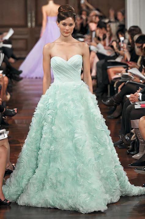 18 Green Wedding Dresses Emerald Sage Light Green Deer Pearl Flowers