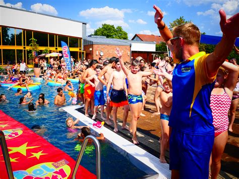 Pool Party Fotos und Videos ZEPHYRUS Bäder Events GmbH Pool Party