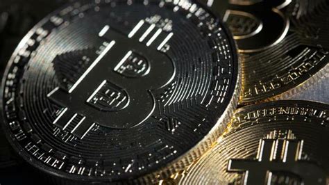 El Precio De Bitcoin Cae Por Debajo De Los USD 24 000 Debido A Que Las