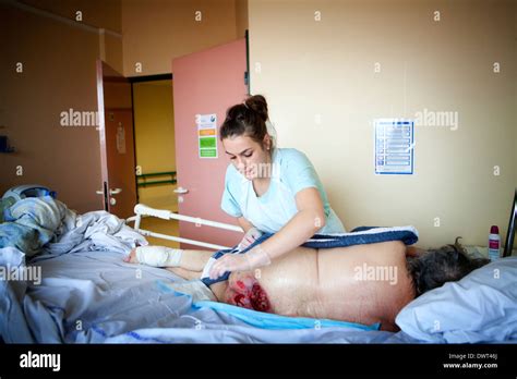 Decubitus Ulcer Treatment Stock Photo Alamy