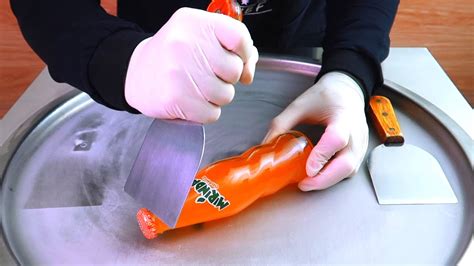 Mirinda ice cream rolls street food ايس كريم رول ميرندا YouTube
