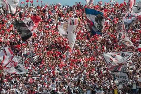 Saiba quais são as maiores torcidas de futebol do Brasil e do mundo