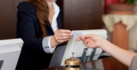 Recepcionista De Hotel Telegraph