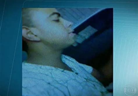 Arrancaram todos os dentes diz irmã de jovem gay achado morto