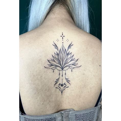 Details Abstract Tattoos For Females Latest In Cdgdbentre