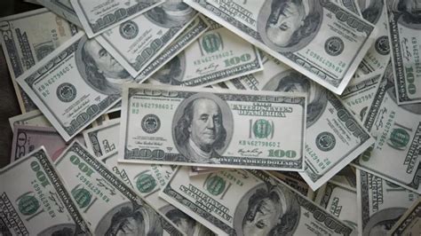 Dólar hoje moeda passa dos R 5 entenda os motivos Tempo Real