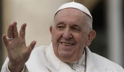 Papa Francisco tiene inflamación pulmonar y reza en casa contextohn