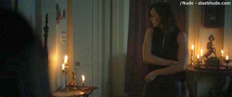 Sarah Power Topless In The Hexecutioners Photo Nude