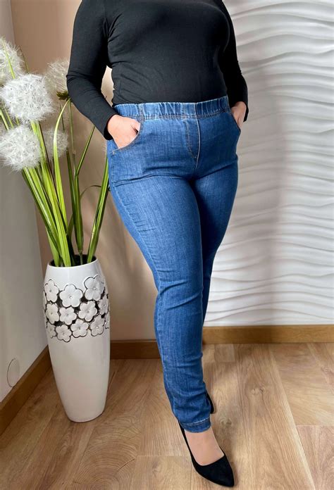 Jeansowe Spodnie Z Wysokim Stanem I Zw An Nogawk Plus Size Xxl Moda