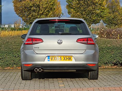 Used Volkswagen Golf 2 0 TDI BlueMotion Tech GTD Euro 6 S S 5dr 2014