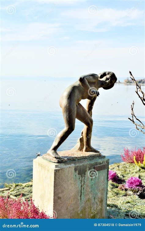 Petite Baigneuse Statue Lake Geneva Switzerland Editorial Stock Photo