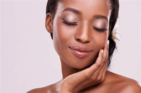 Quel maquillage pour peau noire mate ou ébène