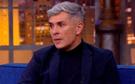 Ivan Moré chega como estrela e toma o lugar de Mylena Ciribelli na