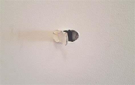 Reboucher Un Trou Fait Dans Du Placo Comment Faire