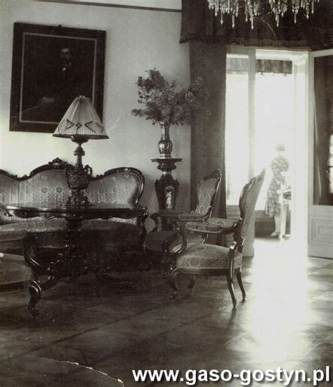 Dwa pałace jeden zamek GaSo archiwalne zdjęcia Gostynia