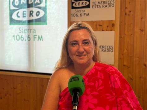 MÁS DE UNO SIERRA Introducción y Noticias Entrevista a Almudena
