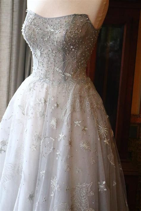 15 Of The Sparkliest Wedding Dresses Weve Ever Seen Artofit