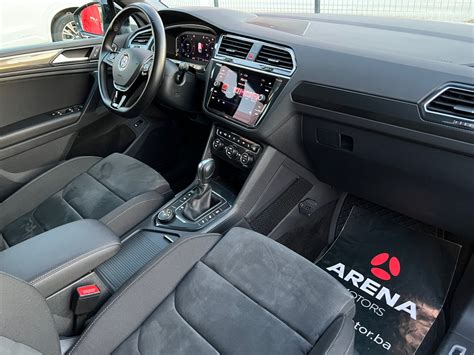 VW Tiguan 2 0 TDI 4M DSG R Line Facelift Black Edition Automobili