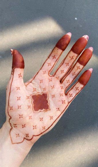 59 Timeless Pattern And Artistry Henna Designs Star Print On Frame 1